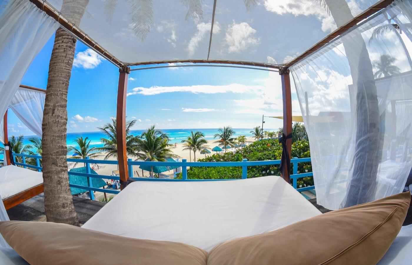 The Pyramid Cancun - Cancun - Pyramid Cancun Luxury All Inclusive ...